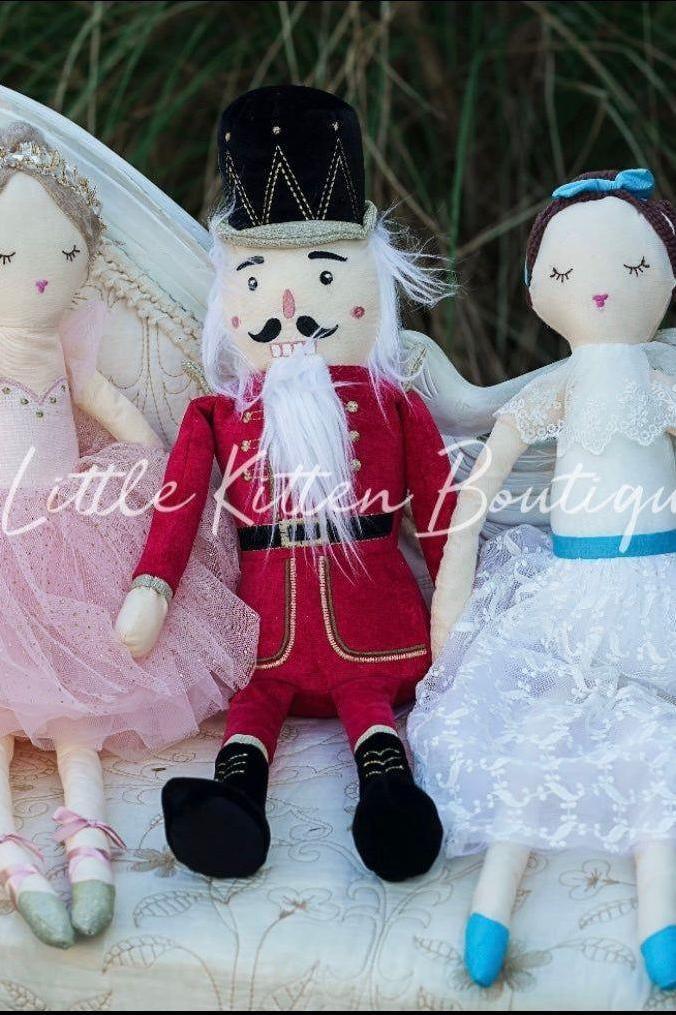 Nutcracker Dolls: Clara, Sugar Plum Fairy and The Nutcracker – The ...
